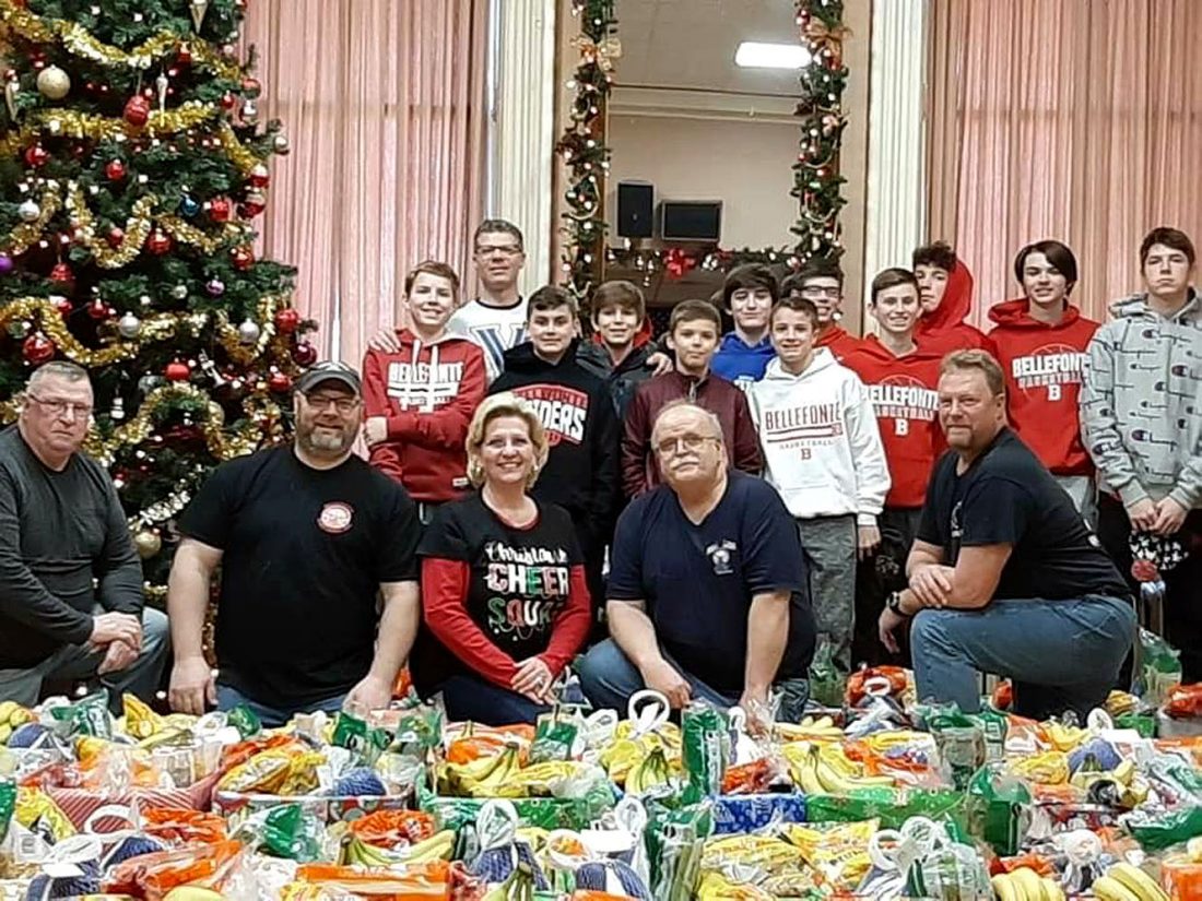 Bellefonte Elks provide food boxes | News, Sports, Jobs - The Express